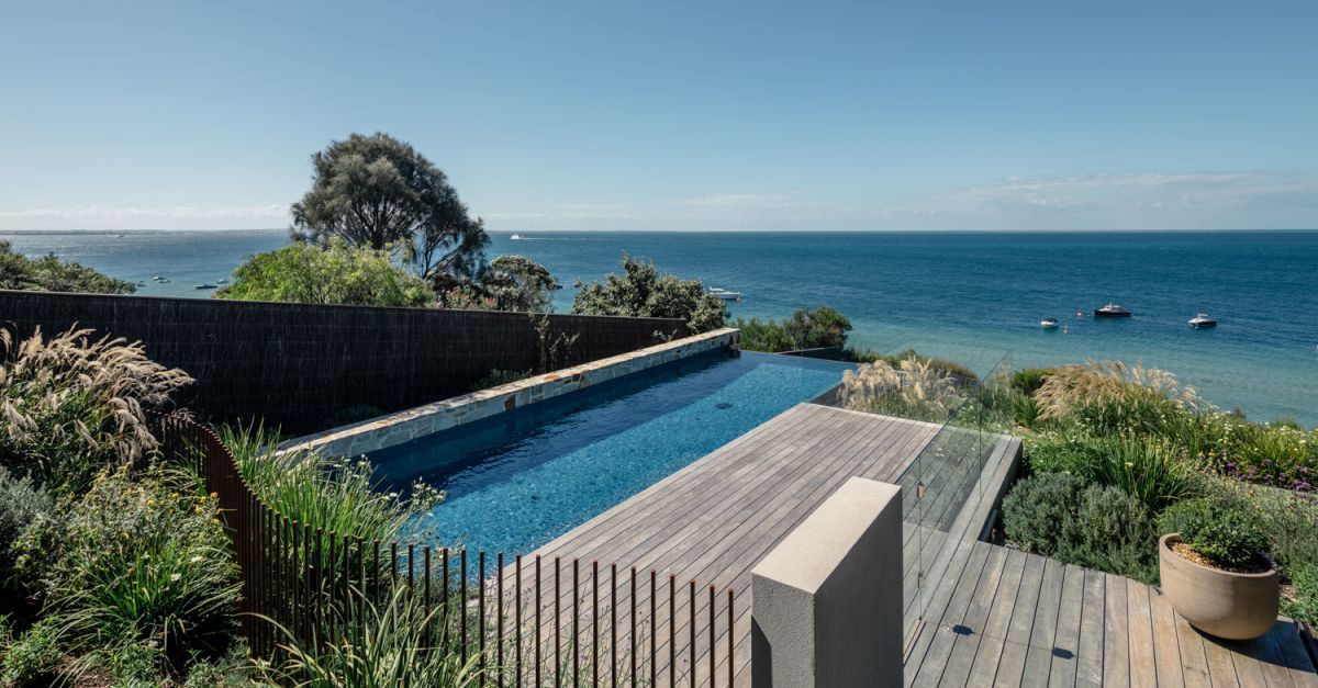 Breathtaking & uninterrupted views from Erskine’s edge | Aloha Pools ...